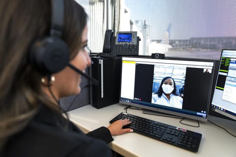 United Launches Virtual, on Demand Customer Service at Airports