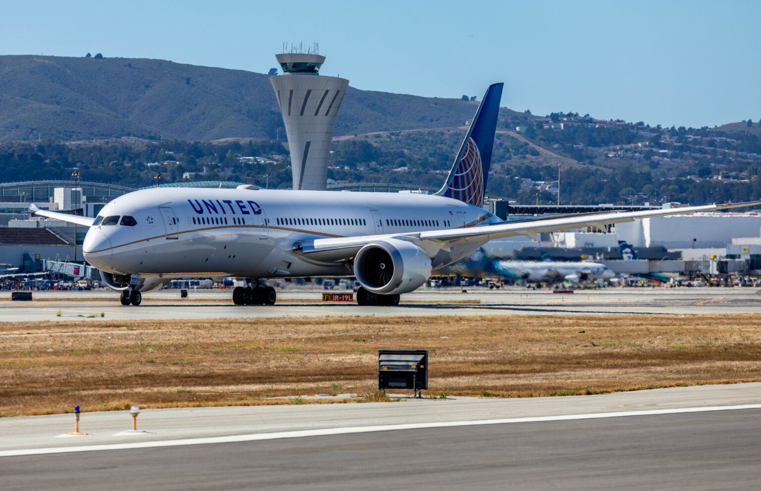 SFO to Implement New Aircraft Landing Technology | Airport Industry-News