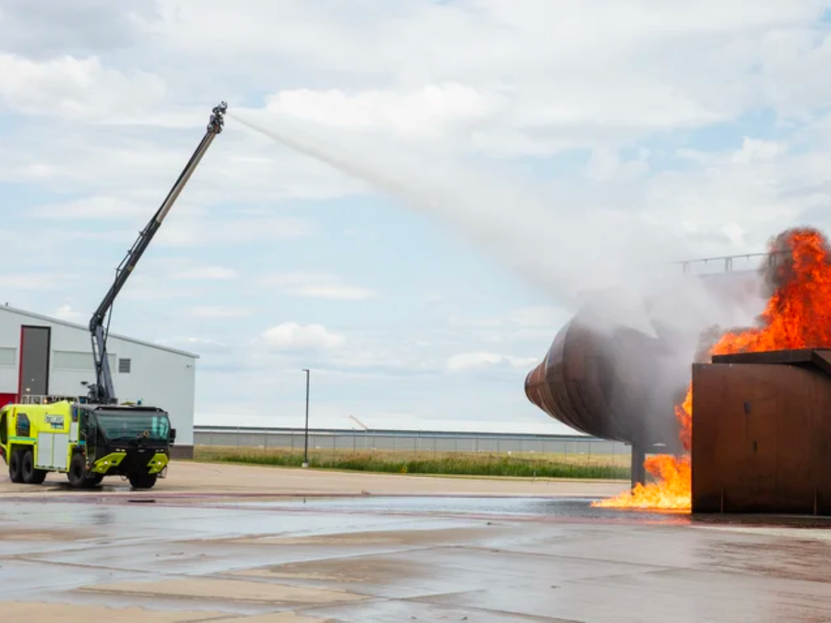 ARFF Vehicle Turrets for Fire Suppression | Oshkosh