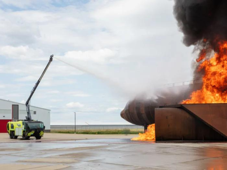 4 Reasons the HRET is a Game-Changing Feature on ARFF Vehicles