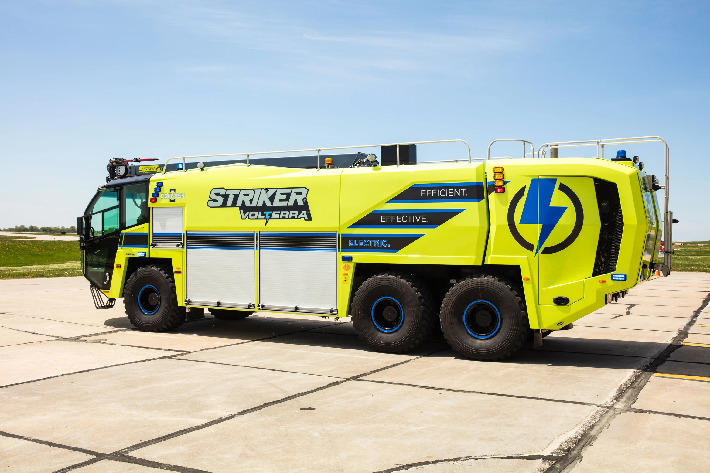 11 Advanced Features of the Striker® Volterra™ Electric ARFF Truck ...